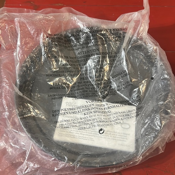 The Pampered Chef | Kitchen | New Pampered Chef Torte Pan | Poshmark